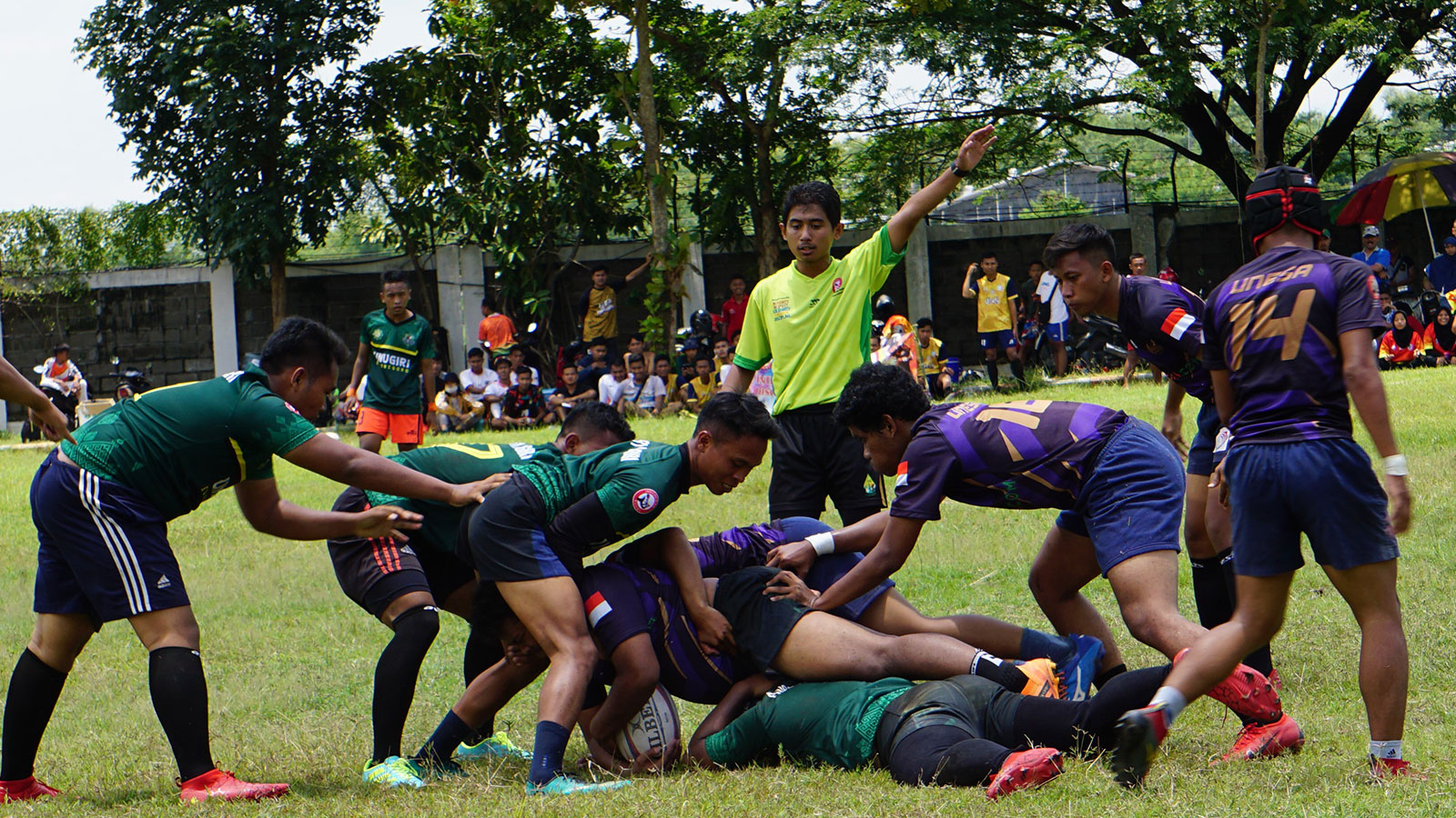 55 Tim bermain di KADISPORA dan Rektor CUP UNIGIRI – Persatuan Rugby ...